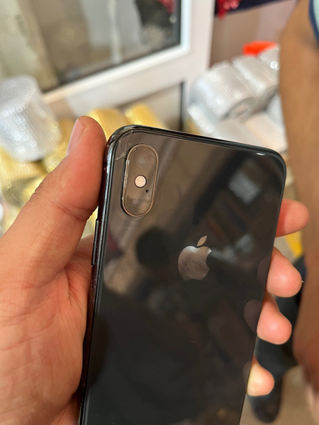 Iphone XS MAX 256GB mazza qb ishlatishga srochna