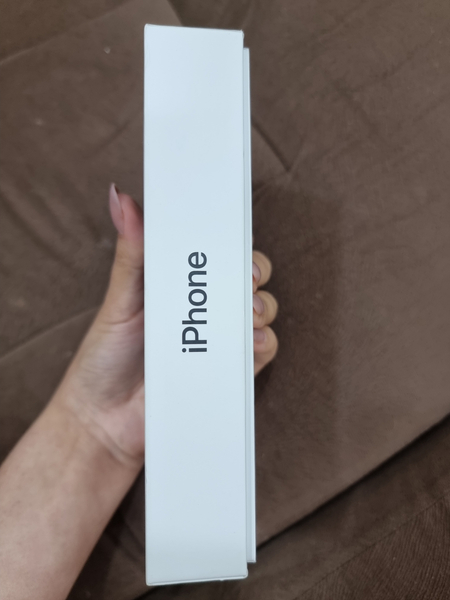 Iphone 15 pro        .