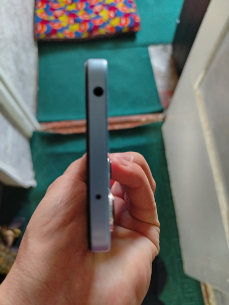 REDMI 12 Holati alo
