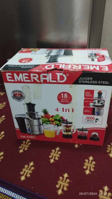 Сокомижвалка Emerald 4 tasi birda yangi