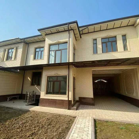 Ибн сино бетонкадан 600 метр ичкарида ховли сотилади. NR494/23