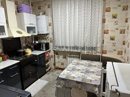 Сдается 2 х комнатная Паркентский базар Новостройка