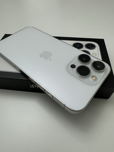 iPhone 13 pro (White, 256gb)