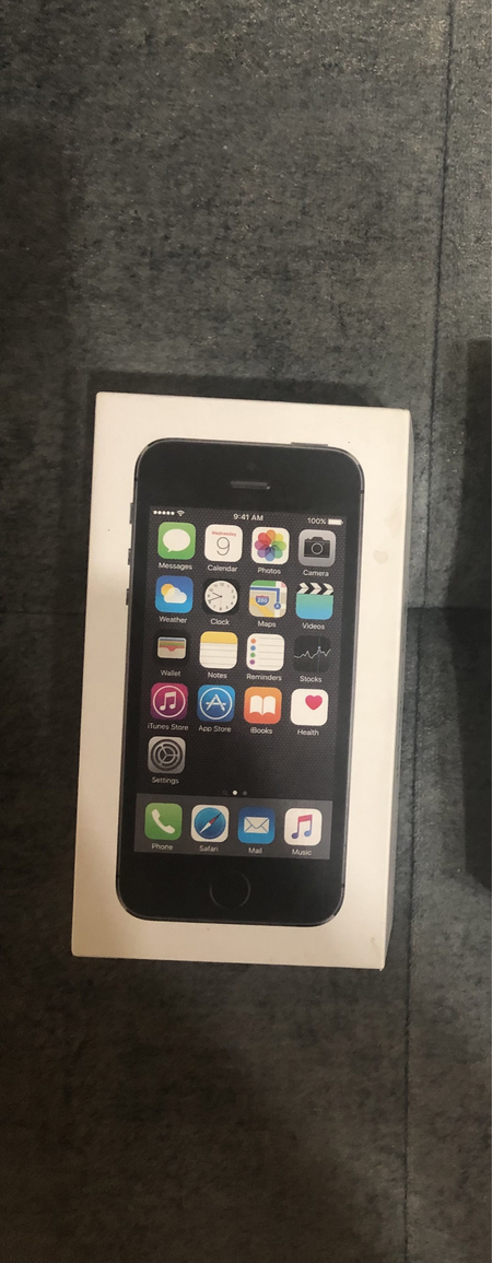 Коробки от iPhone