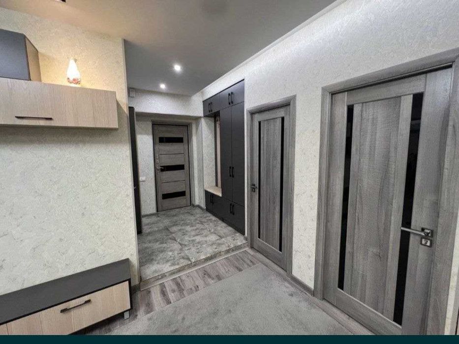 Срочно продается 3/3/9 квартира 75м2 Ор-р:Ц6 Налоговая инспекция (МДХ)