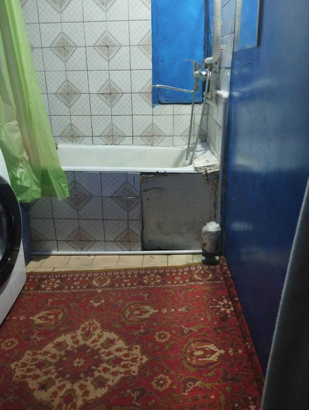 ориентир Нукус кинотеатр 3 хоналик квартира 5 этажда сотилади