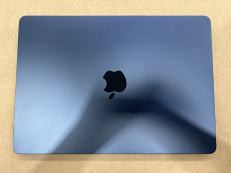 MacBook Air M2 8/512