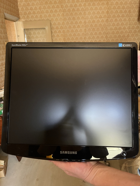Монитор Samsung SyncMaste