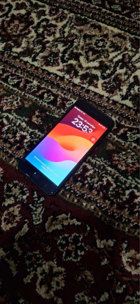 Iphone se 3 (2022) hammasi radnoy