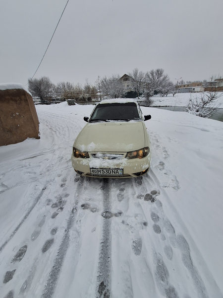 Nexia 2 1.5 sons gibrid 2010 yil. Toza