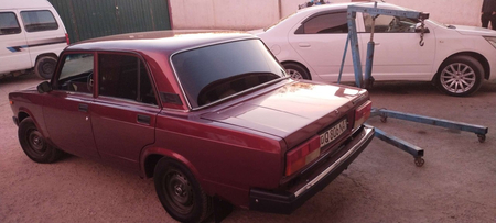 Vaz 2107    injektor 2011 sotiladi