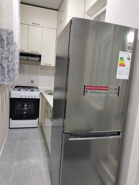 ТТЗ-1 продается квартира 2в3/4/4.     N383