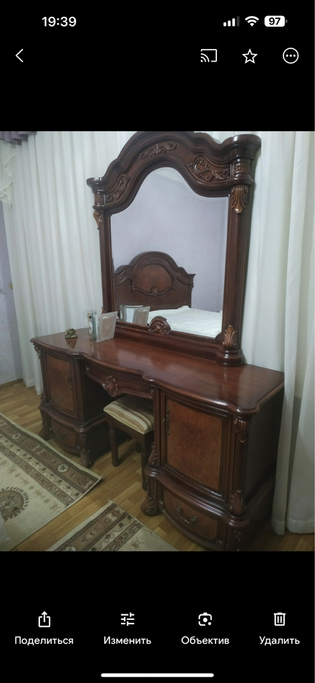 Продается спальный гарнитур