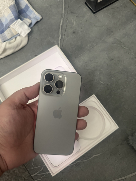 Iphone 15 pro 256gb natural