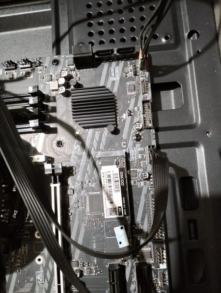 i3-10100, 8/256 Gb NVME2. Keys