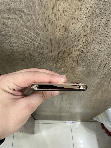 Iphone xs gold IDEAL