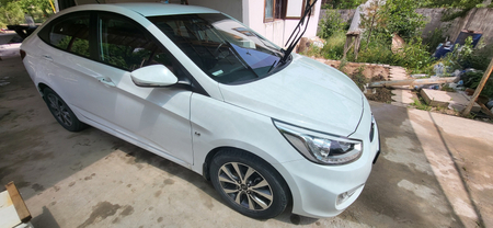 Hyundai Accent 2013