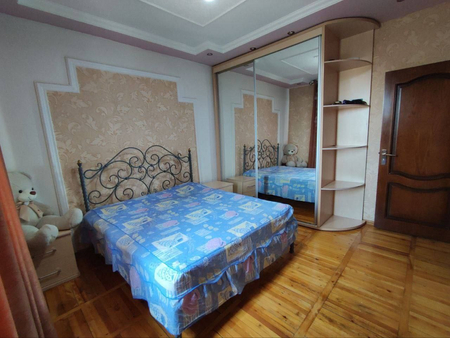 Продаётся квартира Центр Садик Азимова