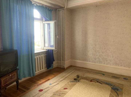 (К126063) Продается 5-ти комнатная квартира в Мирабадском районе.
