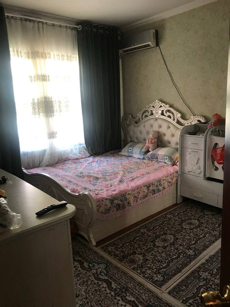 Продам 2/4/4 Максим Горький 77-серия
