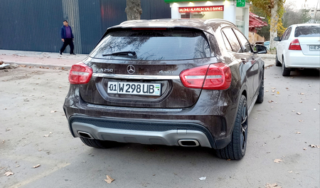 Mercedes Benz GLA 250