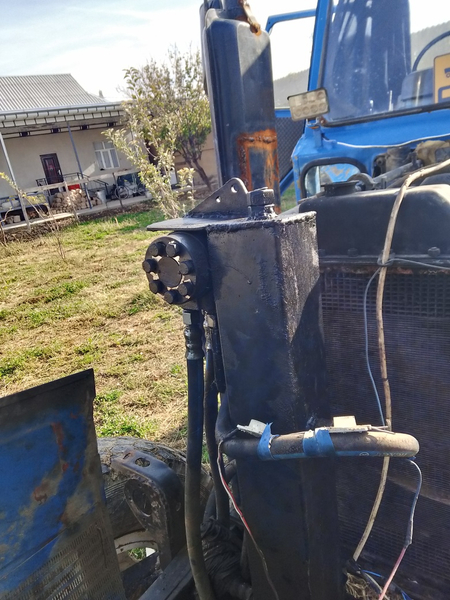 Traktor MTZ 80 holati yaxshi