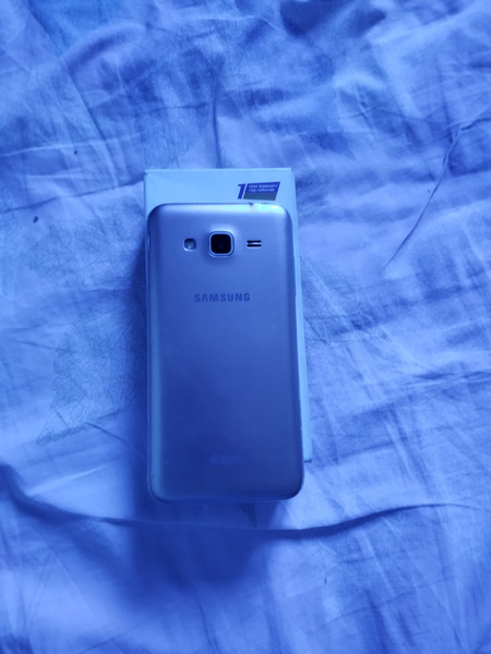 Poco m3 bln Samsung J3