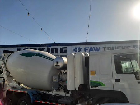 Автобетоносмеситель Sinotruk Howo-7 6x4 CNG 10 куб.м (на метане)