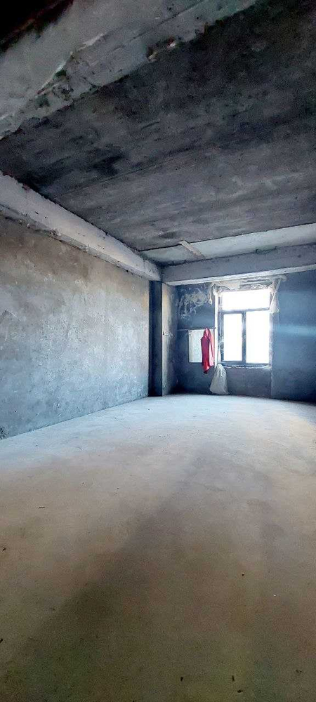 АА. ПРОДАМ 4х-ком 9/9  112м/кв + мансарда 112м/кв на Кара камыш-1/2