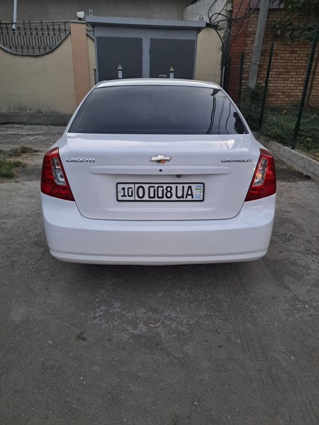 Lasseti  1.6 aftamat sotiladi