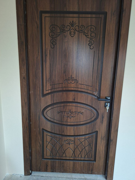 MDF/Classic uslubdagi/Eshiklar/Skidkada/600 ming som