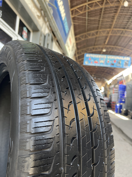 Goodyear 235/50R19 резина все сезоны мягкий защитный корт есть