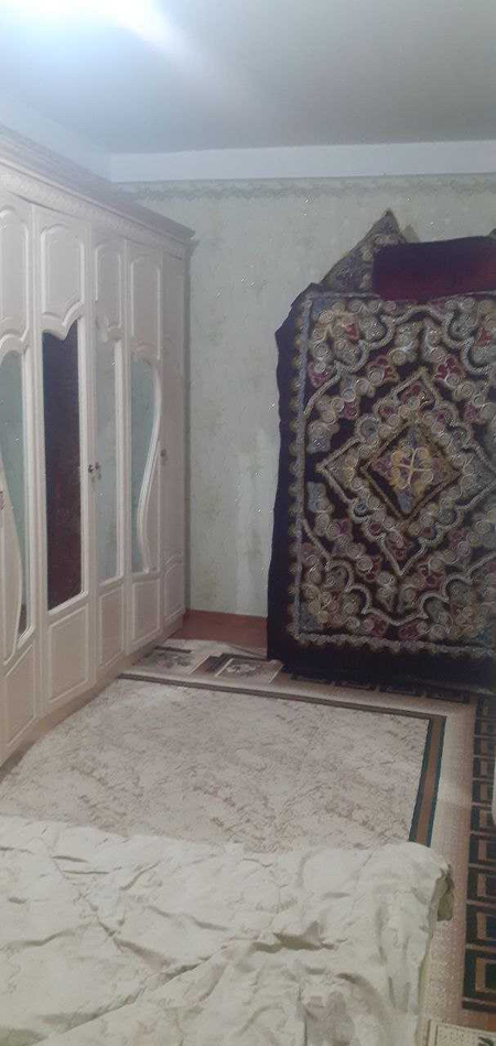 3хонали кв сотилади. Васход бозори 5мкр, обстоновкали, ремонти яхши