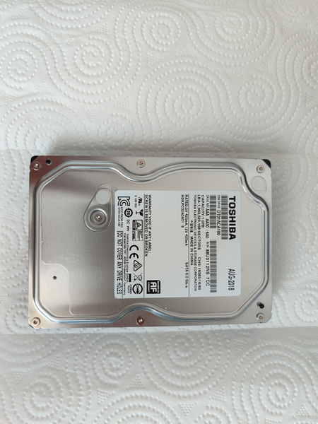 HDD 1TB Seagate, Toshiba, m2