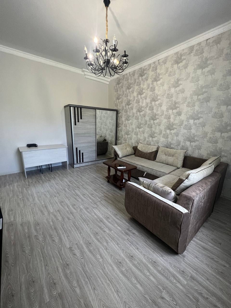 Продается однокомнатная квартира, ор-р: кафе Бон, 35м2