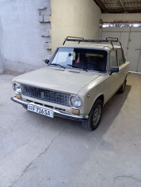 Vaz 21011 xolati yaxshi yurip turgan moshina Nazarbek turkistonda