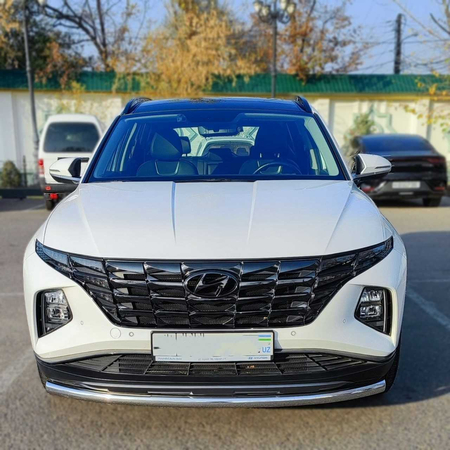 Huyndai Tucson Hi-Tech в идеальном состоянии