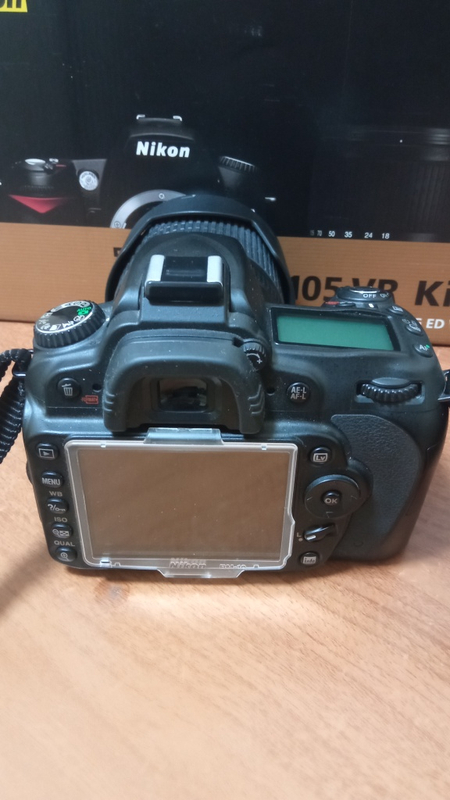 Nikon D90 sotiladi