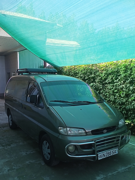 Hyundai Starix gurzavoy