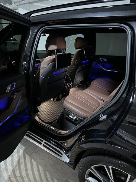 Продам BMW X7 Xdrive 40i 2020 пробег 34000