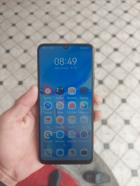 Huawei pura y79 ultra