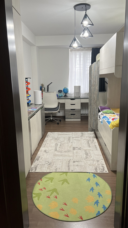 Продается СВОЯ 3х комн. квартира Дархан,площадь Хамид Алимджан.