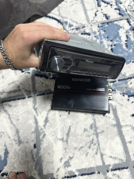 Pioner DEH-4050BT bluetoth
