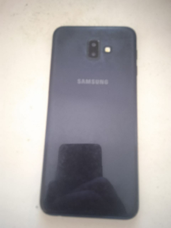 Samsung J6+ xolati zo'r