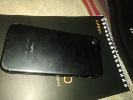 iPhone korpuslar