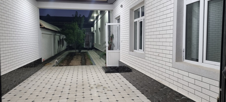 Uy sotiladi uchastka 2.7 soth 5 hona 2 ta sanuzel 1 kuhnya
