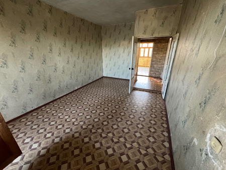 Продаётся 2х комнатная квартира в 5/3 г.Ангрен