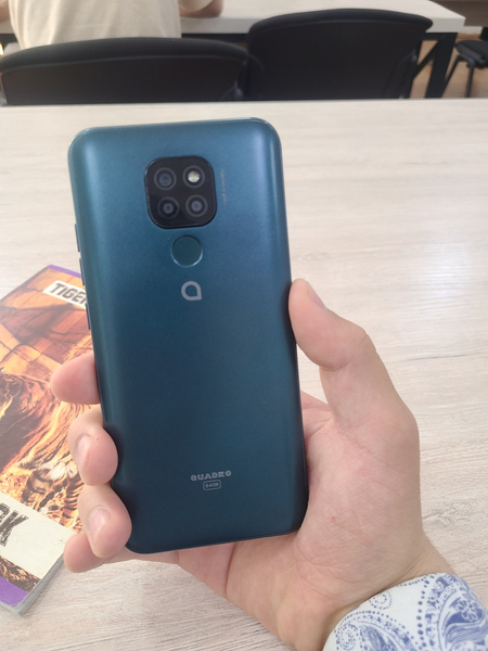 Artel Quadro 64 GB