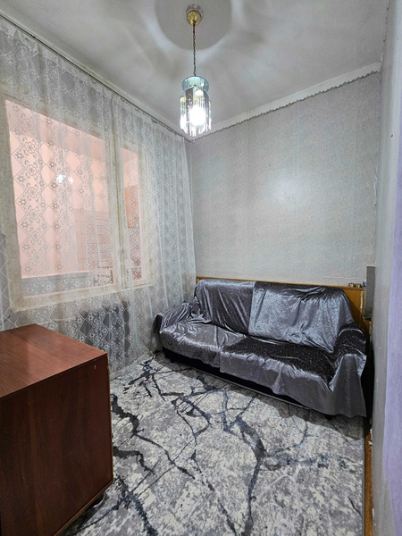 Ташсельмаш 1в2/1/4. Балкон 1,5х6.