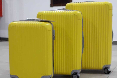 Скидка на большой чемодан Противоударный